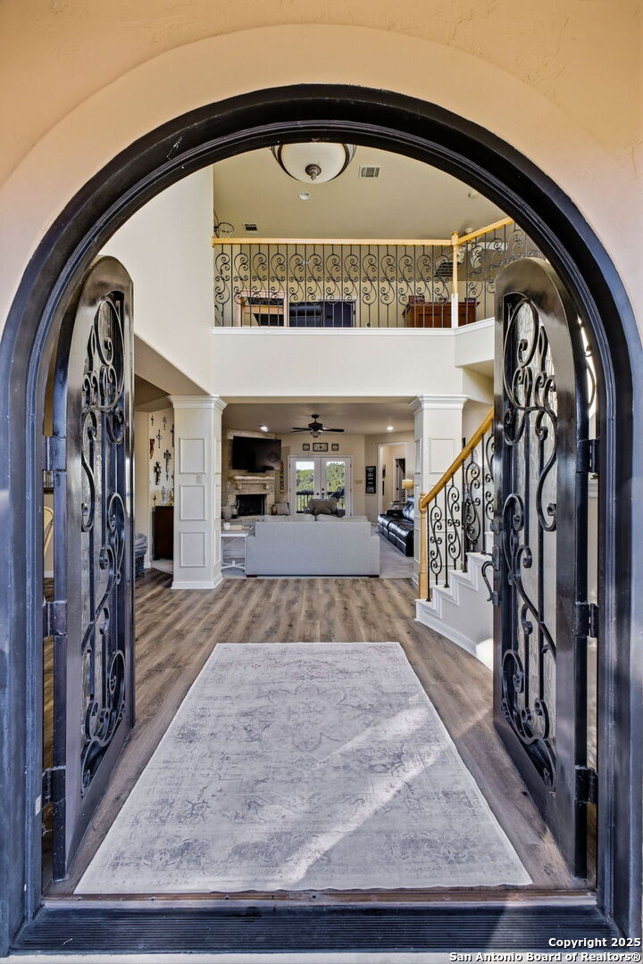 3019 Single Peak - The Howell Group