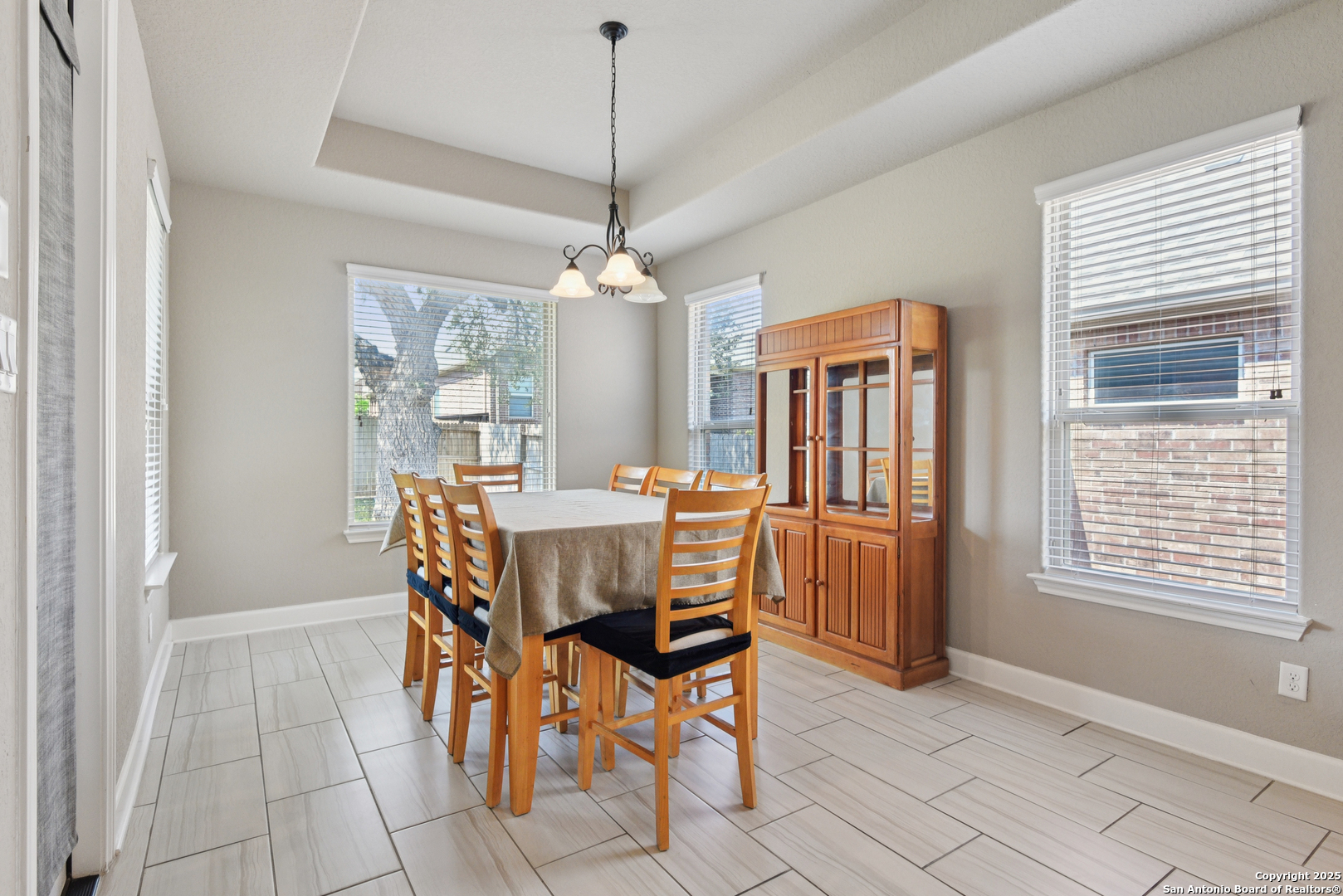 1077 Stone Crossing - The Howell Group