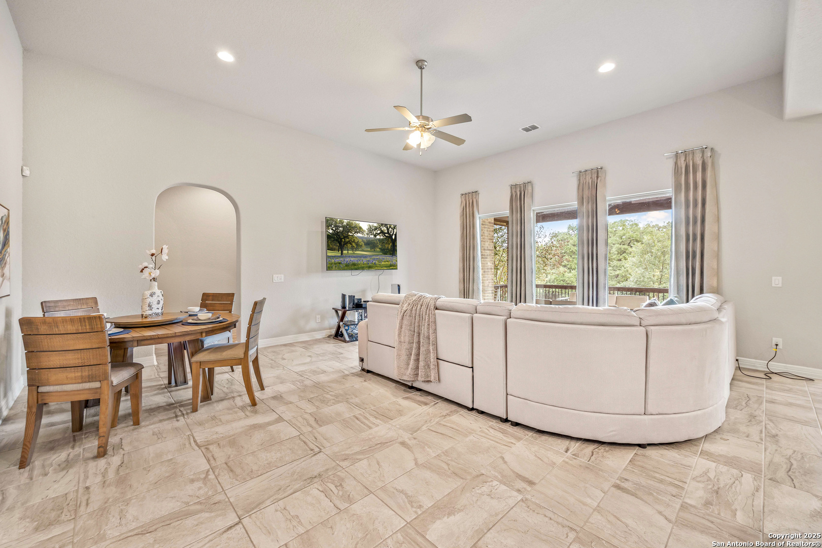 2006 Buckner Pass - The Howell Group